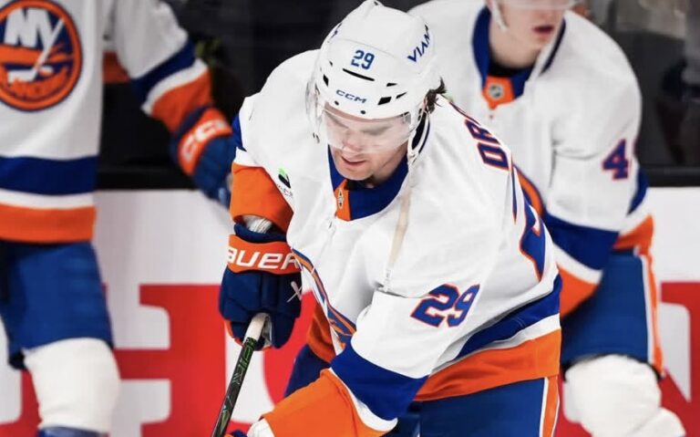 Jonathan Drouin passe aux Blues de Saint-Louis - Source du Hockey